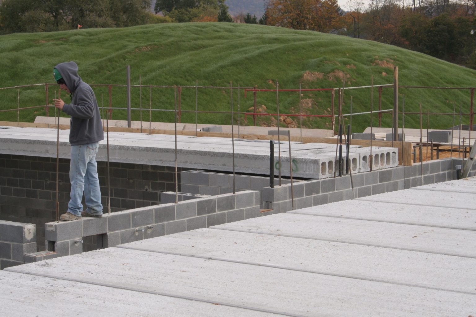 NiCore™ Hollow Core Plank | Precast Concrete Floor Panels